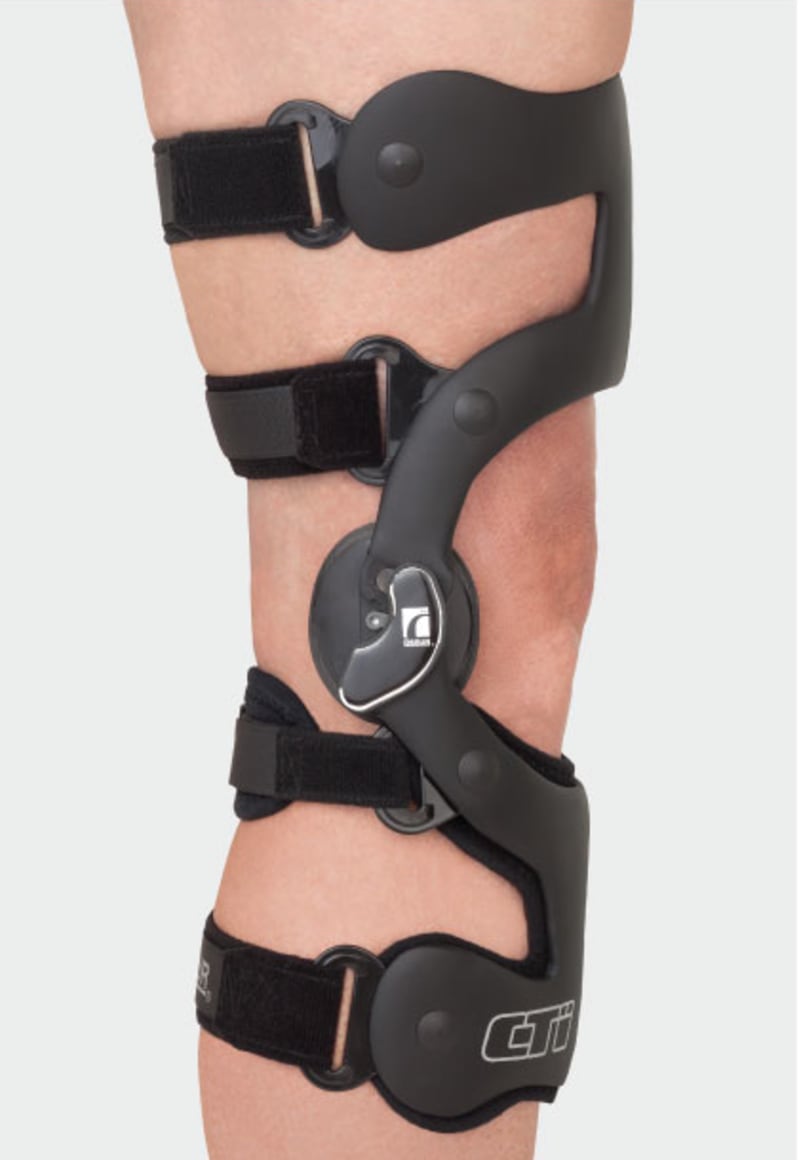 The CTi Knee Brace | Carbon Fibre for Extreme Sports | Össur