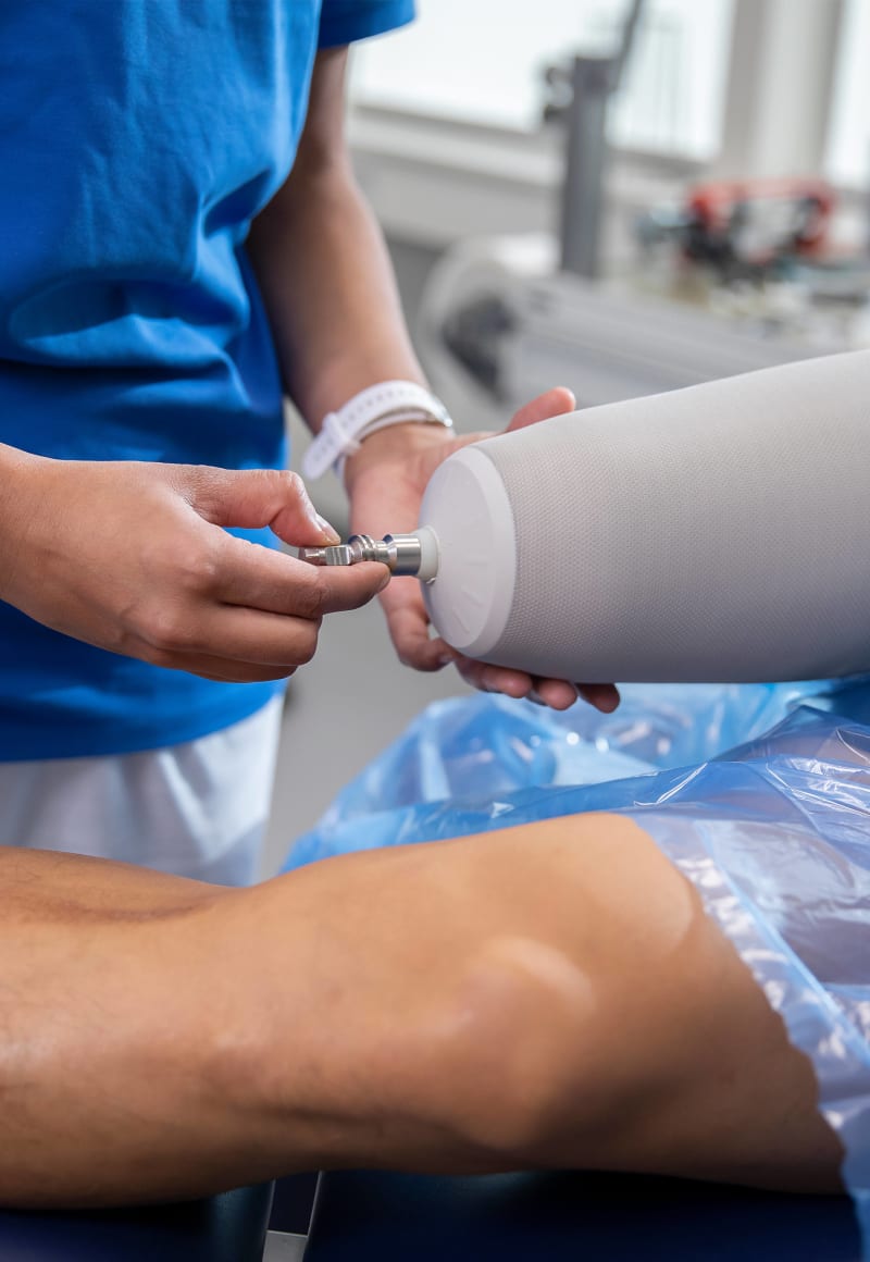 Össur Legs. Ossur.com