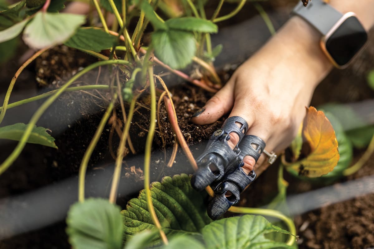 Naked Prosthetics | Finger and Partial Hand Loss Prosthetics | Ossur