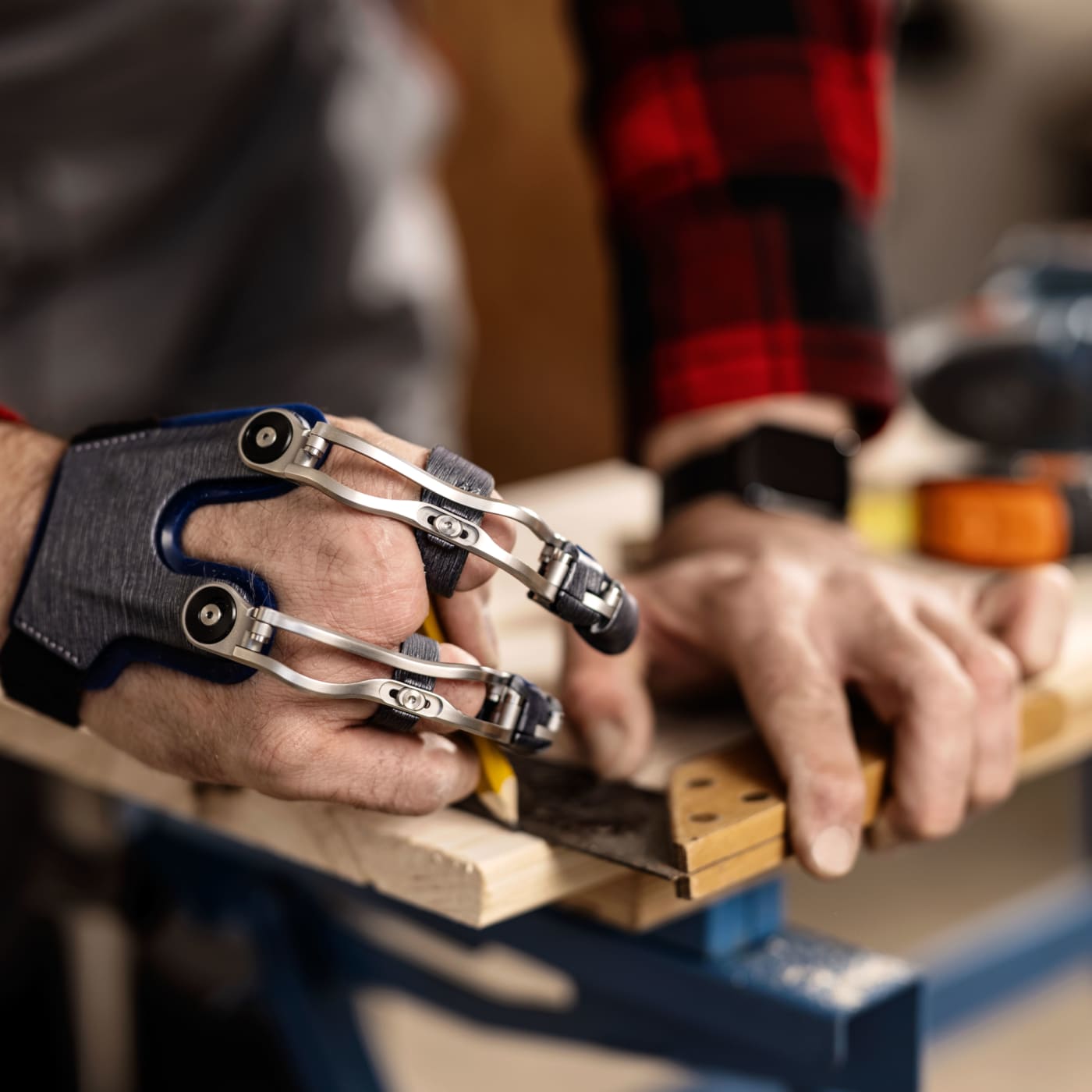 Kai, amputé tri-digital et optimiste par nature | Naked Prosthetics