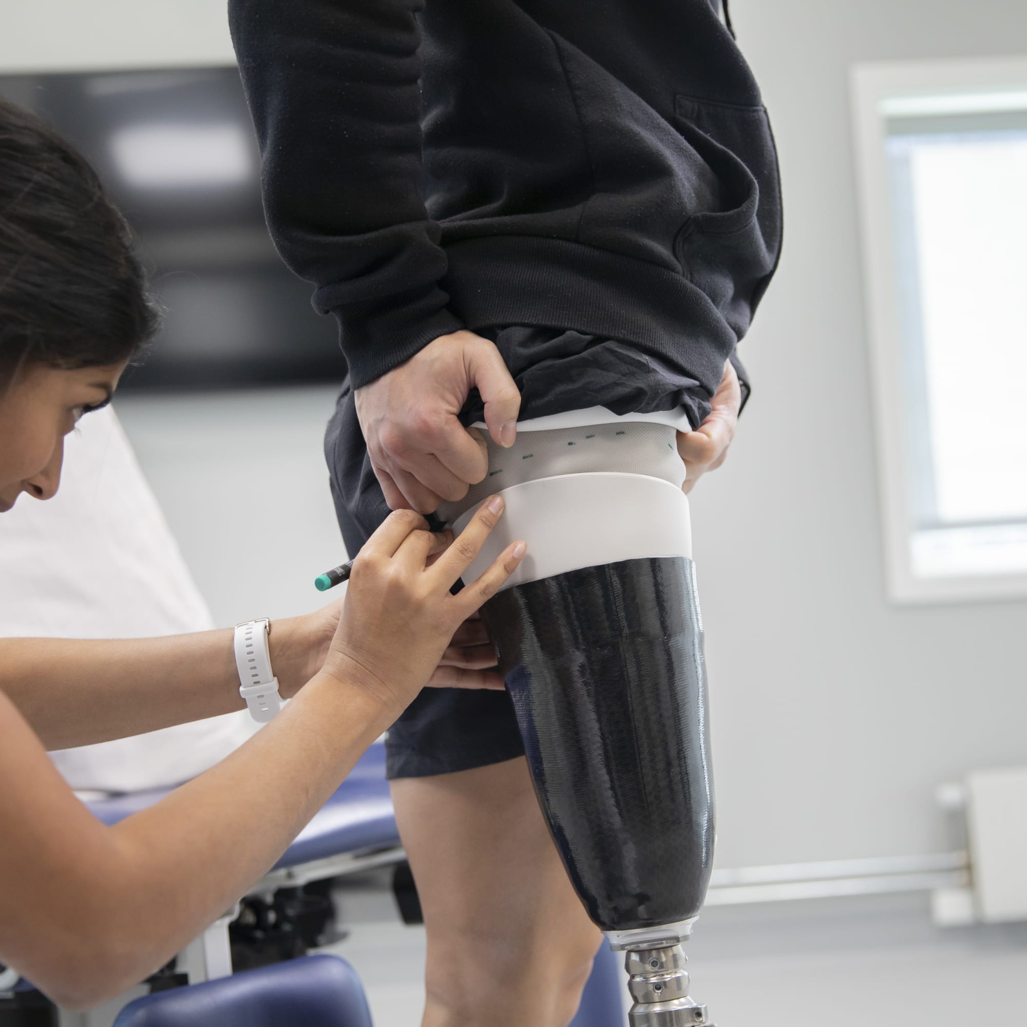 De quoi est composée une prothèse de jambe