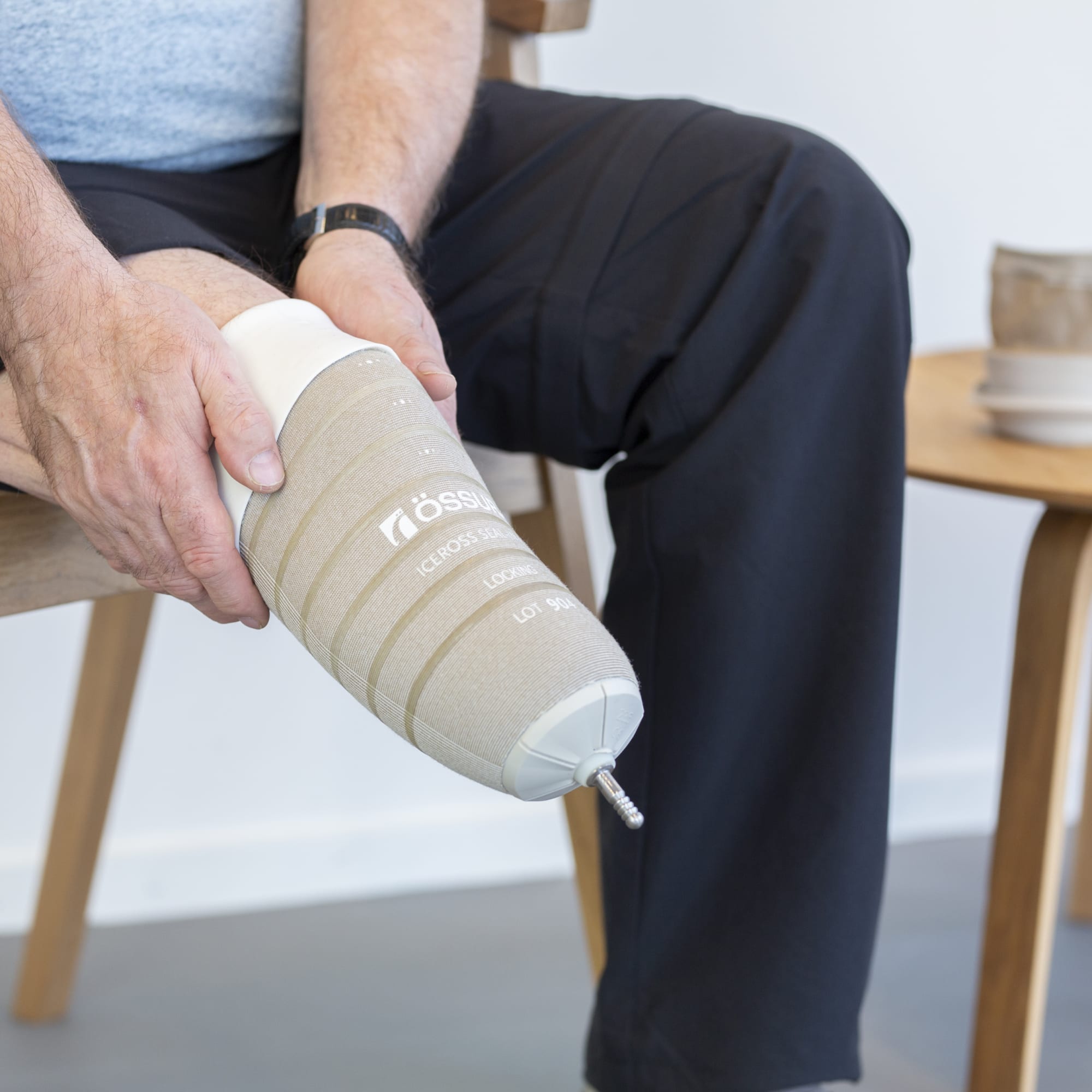 De quoi est composée une prothèse de jambe